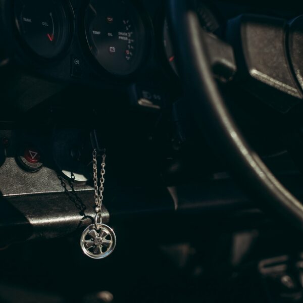 911 Classic Wheels Keychains Sterling Silver - Shop