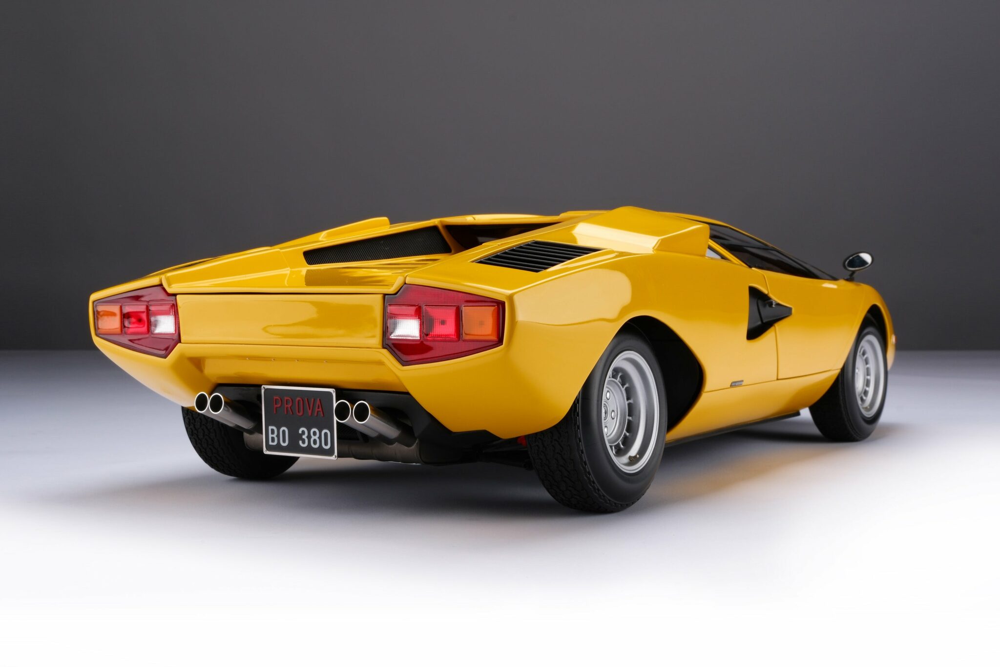 Lamborghini Countach LP400 (1974) | Edition In Yellow Car Model - Shop